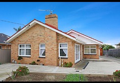 Barry Plant Real Estate Agents and Property Managers.